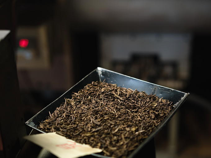 History of Houjicha (This Month's Tea) - JAPANESE GREEN TEA | HIBIKI-AN