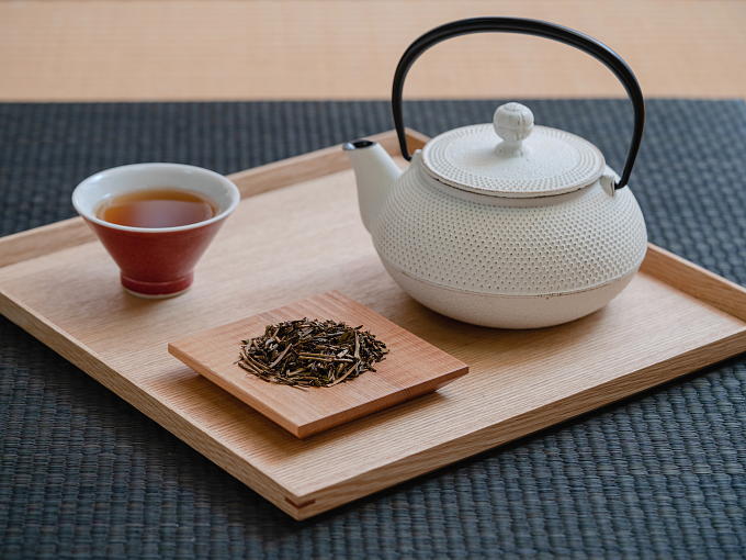 This Month's Tea - Houjicha - JAPANESE GREEN TEA | HIBIKI-AN